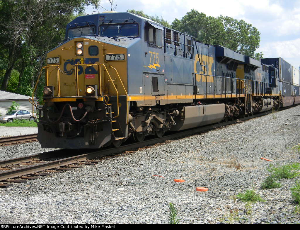 CSX 775